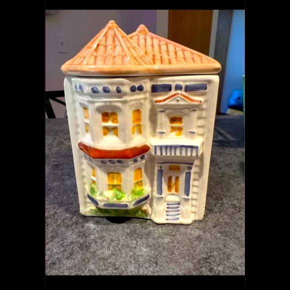 Avon | Other | Vintage Avon Charming Ceramic House Art Decor Canisters ...